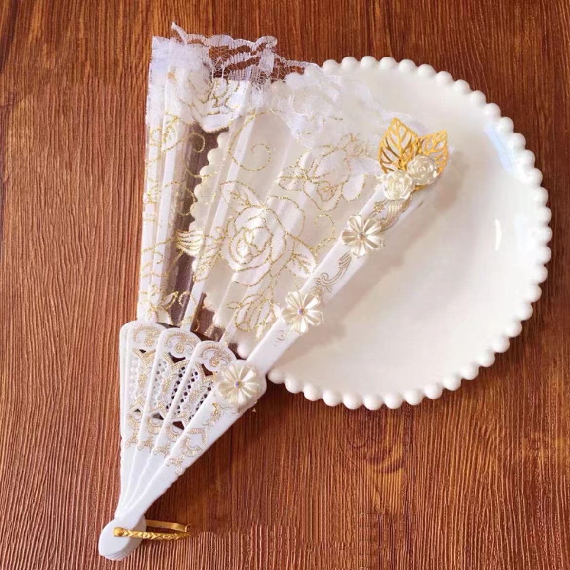 Luxury Red Lace Folding Fan Plastic Bride Hand Fan Spanish Lolita Lace ...