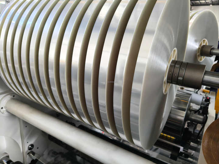 HH 650mm Three Motor Slip Shaft Slitting Slitter and Rewinder Machine ...