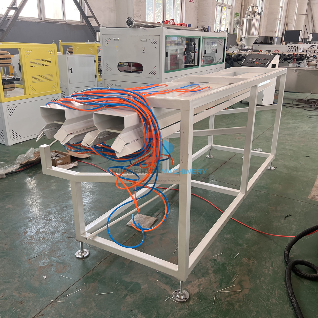 Four cavity pvc conduit production line-Pvc pipe production line ...