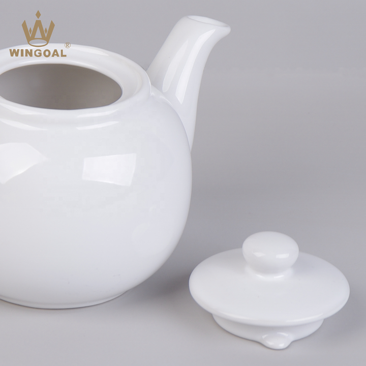 White Classic 2 Cup Ceramic Teapot - 480ml/16oz