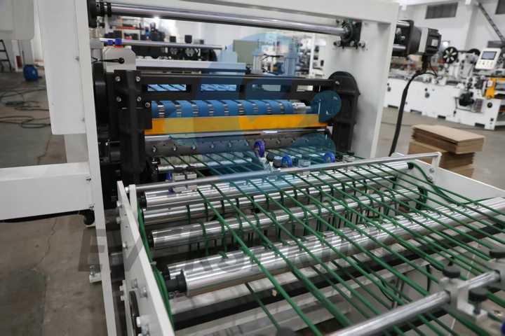 Automatic Composite Honeycomb Paper Express Envelope Bag Making Machine ...