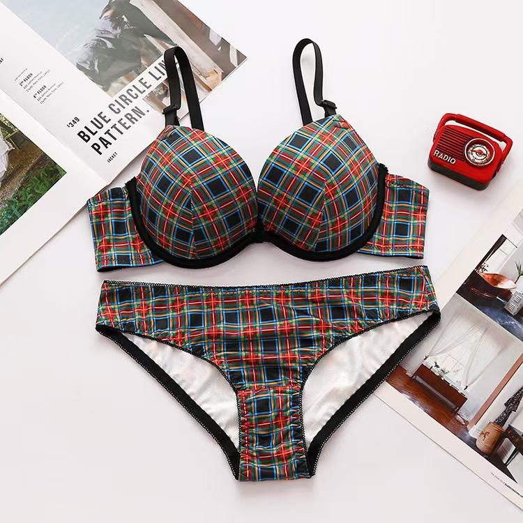 Sexy Women's Bra Set Striped High Quality Adjustable Buckle Smooth ...