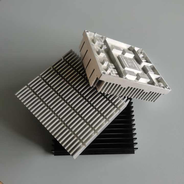 Free Sample Custom Extrusion LED Square Aluminum Body Heatsink Heat Sinks