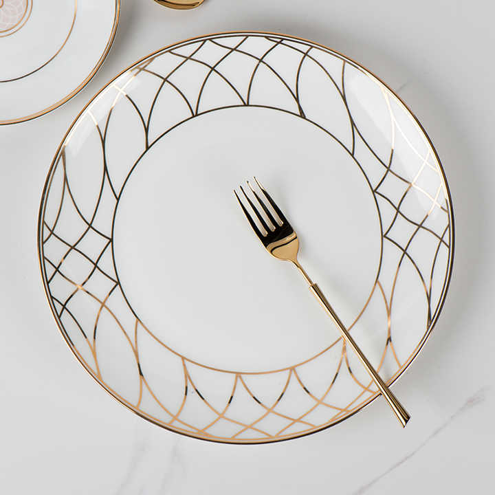 Wholesale European Dinnerware Sets Dinner Plates with Gold Trim for ...