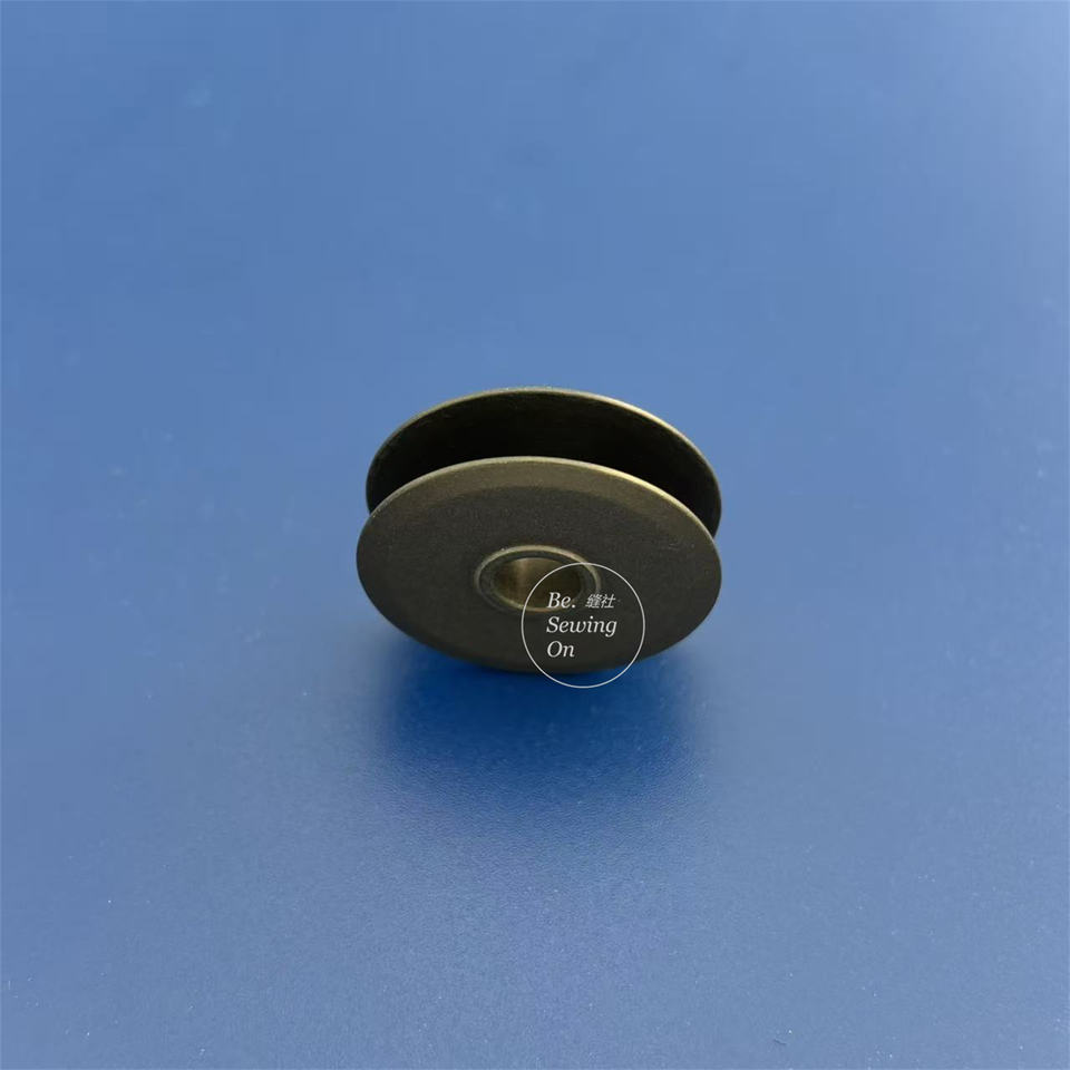 40009148 Original Bobbin for Juki ACF-172-1790 LBH-1790 LBH-1790A LBH ...
