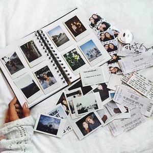 FujiFilm Instax Mini 8 Fotoğraf Kağıdı - Anında ve Beyaz