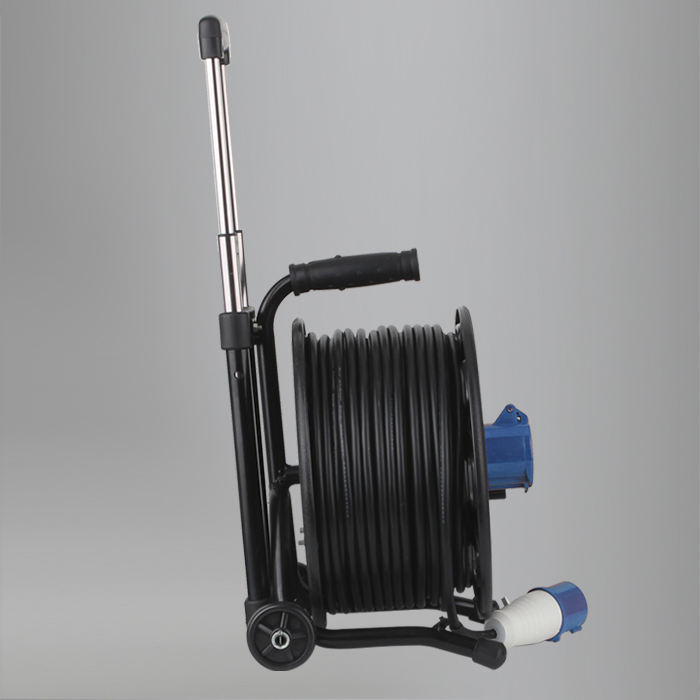 Industrial Plug 220V Cable Reel - Reliable Power Solutions