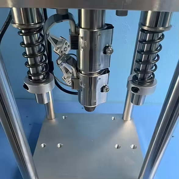 Mini Injection Moulding Machines - Precision & Efficiency