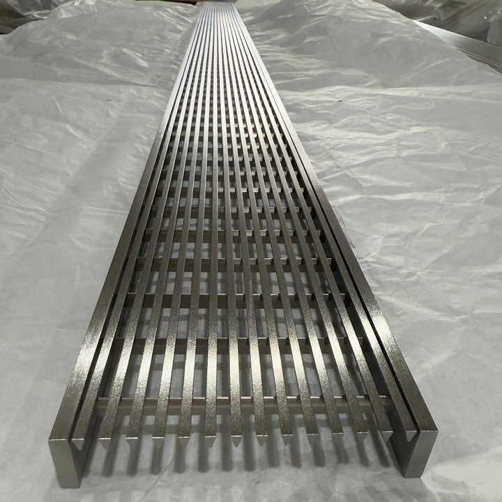 Stainless Steel Compact Heel Guard Drain Modern Trench Linear Grating ...