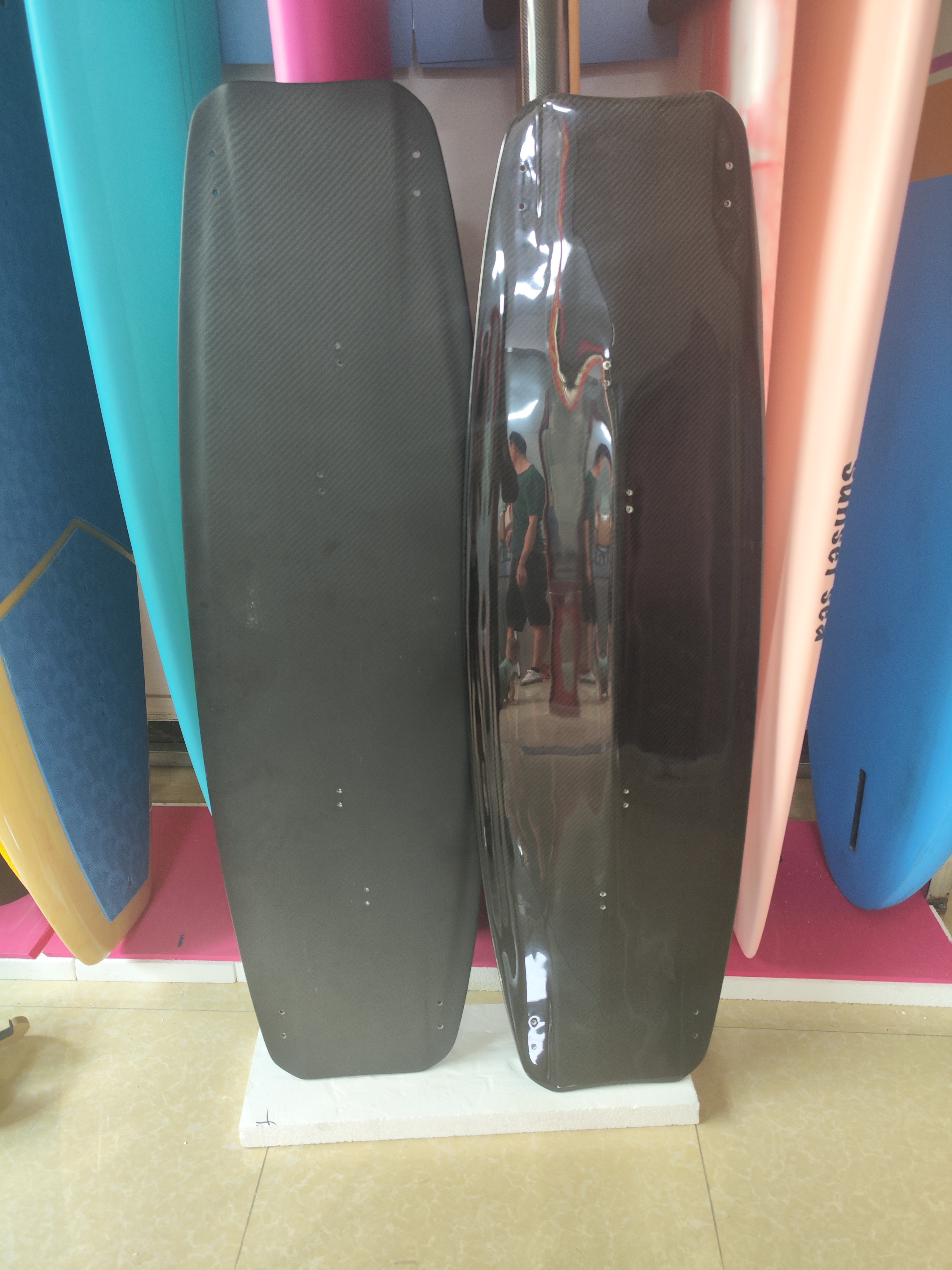 Catch the Wave: Premium surfboard with kite Gear for Business Buyers
