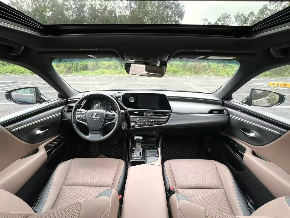 Lexus ES200 Excellence Used Hybrid Car - Smooth Driving Well-Maintained ...