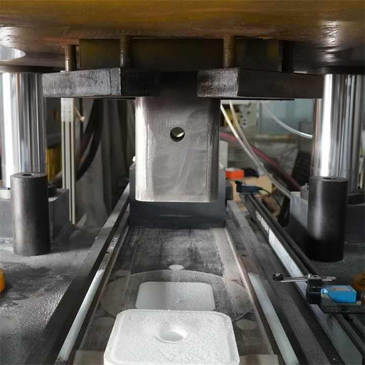 160 Tons of Bait Powder Forming Hydraulic Press Metal Powder Salt Brick ...