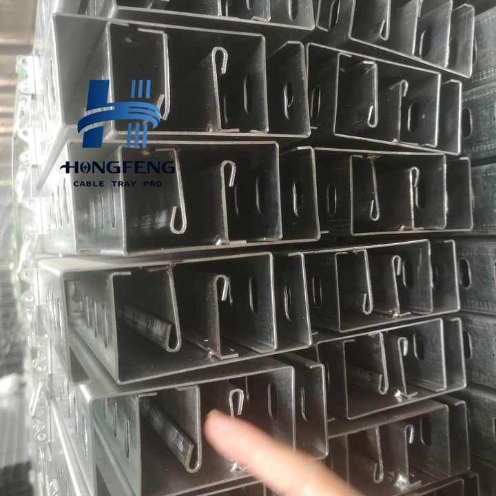 Fully enclosed bridge cable management Trough type cable tray ...