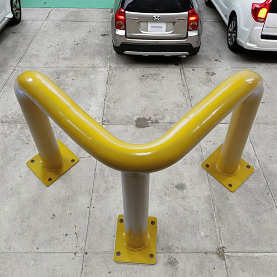 OEM 24\"HX24\"L Steel Traffic Barrier Safety Bollard Corner Wall Guards ...