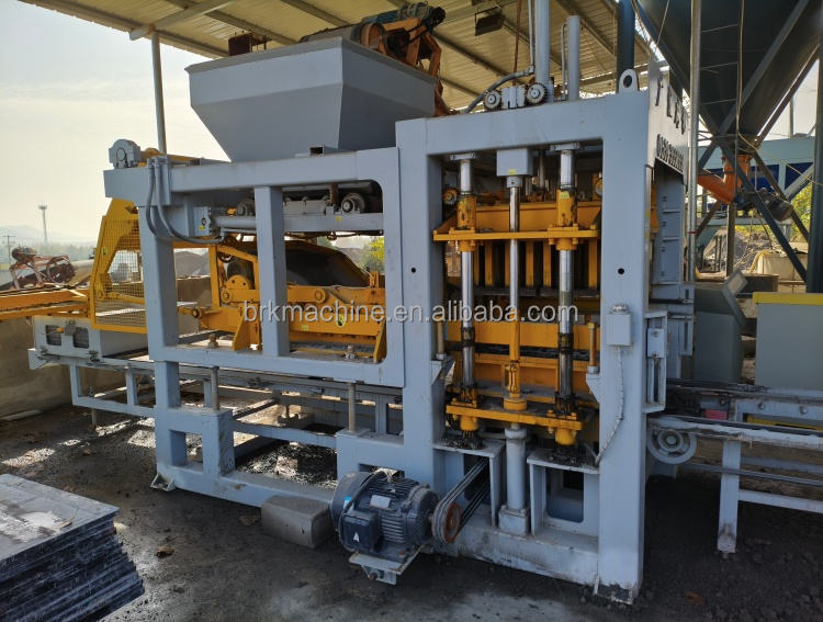 QT10-15 Brick and Pavers Machine Making Automatic Concrete Block Making ...