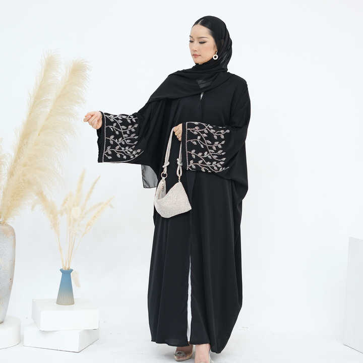 Elegant 2025 Embroidery Beaded Sleeves Black Islamic Abaya