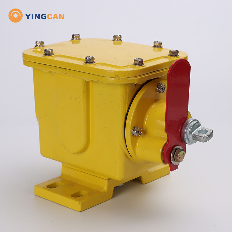 Dustproof Yellow Handle-Type 3-Pole Belt Longitudinal Rupture Switches ...
