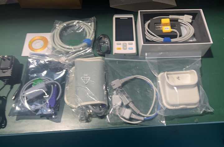 Hospital Multiparameter SPO2 NIBP ETCO2 ICU Vital Sign Monitor Portable ...