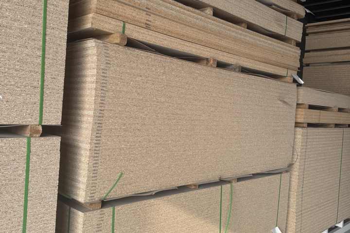 18mm Moisture Resistant Plain Particle Board 1220*2440mm Chipboard for ...