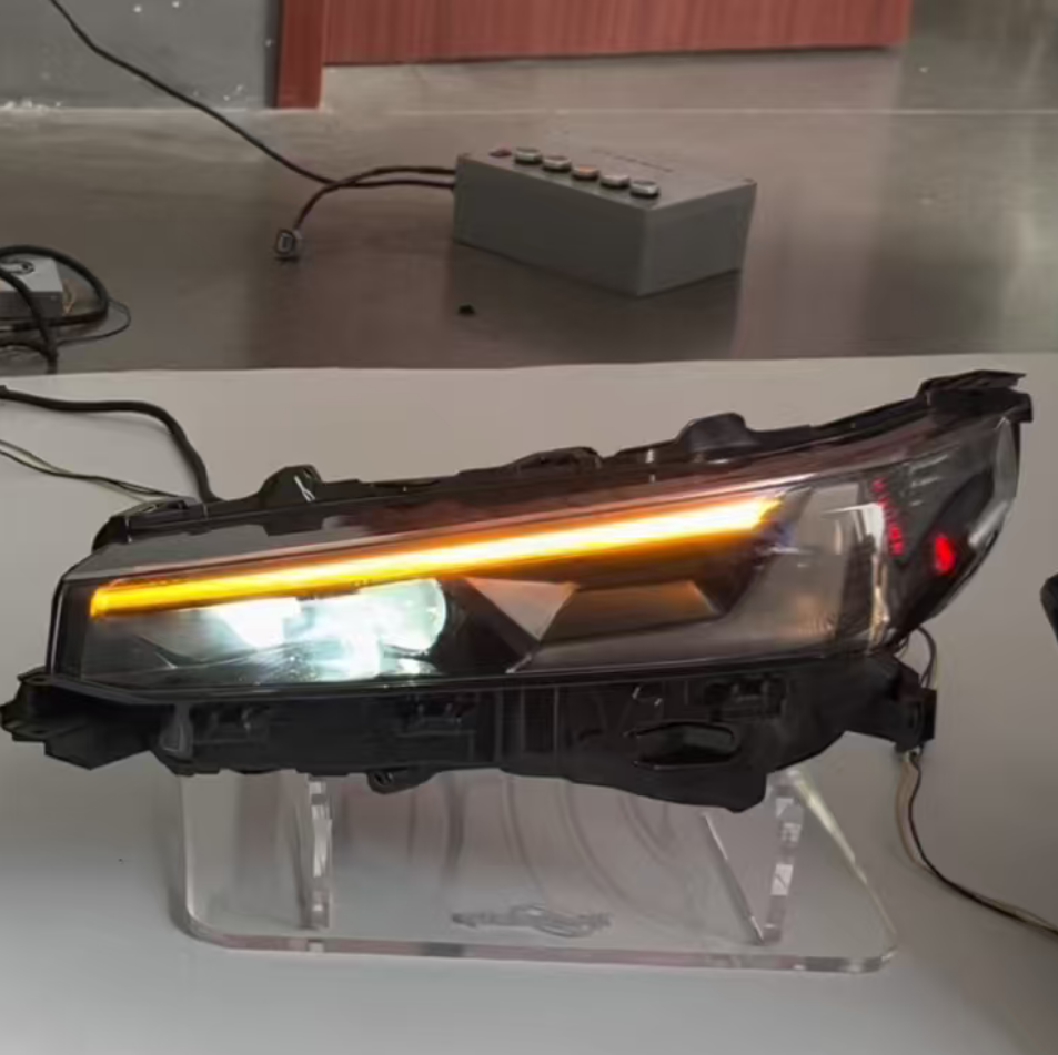 2025 Toyota Hilux Headlight - LED Upgrade 6000K 4000LM