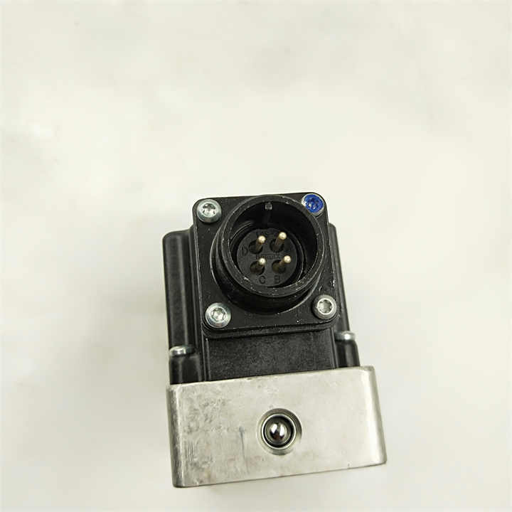 Lainuo MCV Eries MCV116A3102 Hydraulic Control Valve Servo Solenoid ...