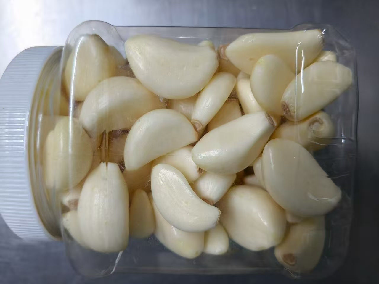 Premium Quality frozen garlic cloves peeled for Global Business Buyers
