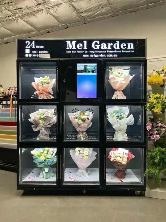 24-Hour Self-Service Flower Vending Machine with Customization & Remote ...