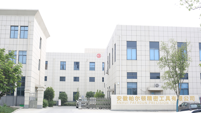 Best CNC HPL Cutting Machine | Lintcnc Tech Co., Ltd.