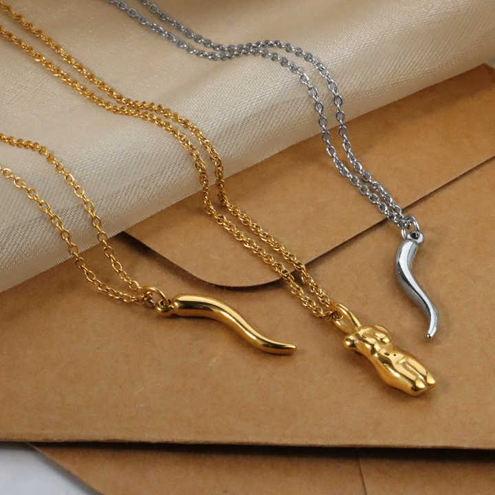 Chili Pepper Charm Necklace - Classic Italian Horn Jewelry