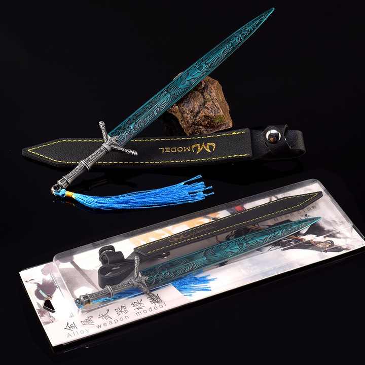 Elden Ring Moon Greatsword - Mini Sword for Collectors