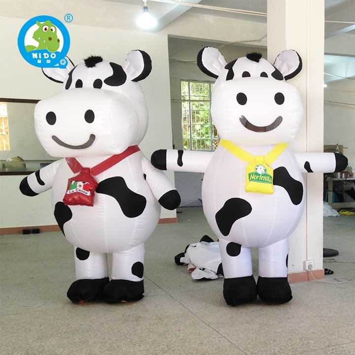 Customized Walkable Cow Mascot Animated Character Costumes Parade Doll ...