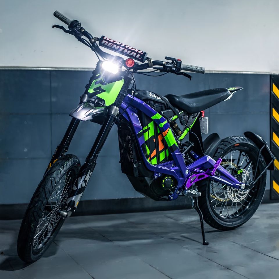 Purple 2025 Surron Light Bee X Electric Motocross Bike - Lightweight ...