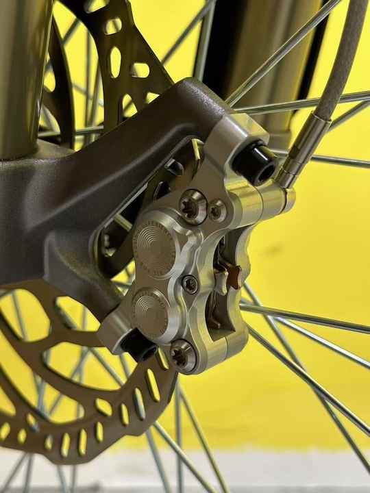 Four-piston Brake for Suron| Alibaba.com