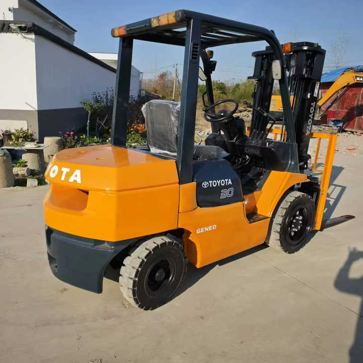 Toyota 7F30 Forklift Used diesel Toyota 3 Tons 5 Tons 7 Tons Forklift Fast Delivery Original ...