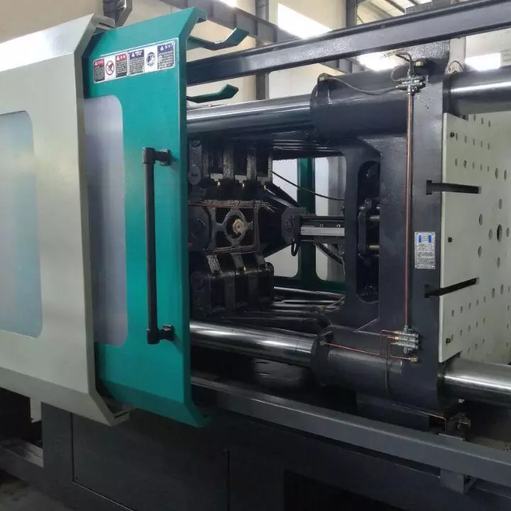 Efficient Helmet Cleaning Machines for Professional Use