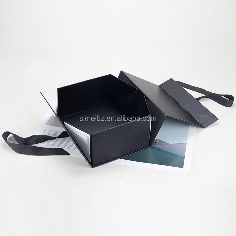 Stock Magnetic Closure Rigid Gift Box for Clothing Packaging with ...