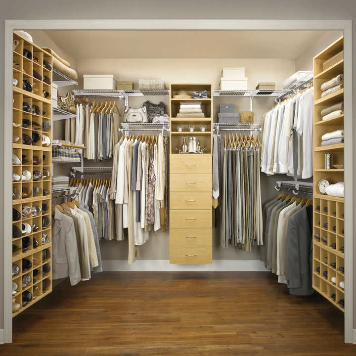 Lacquer Walk in Closet Organizer Design - Modern & Customizable
