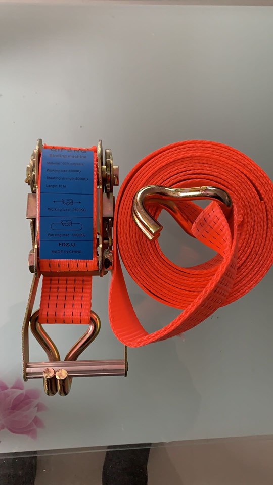 Truck Cargo Belts - Heavy Duty Ratchet Tie Down Straps