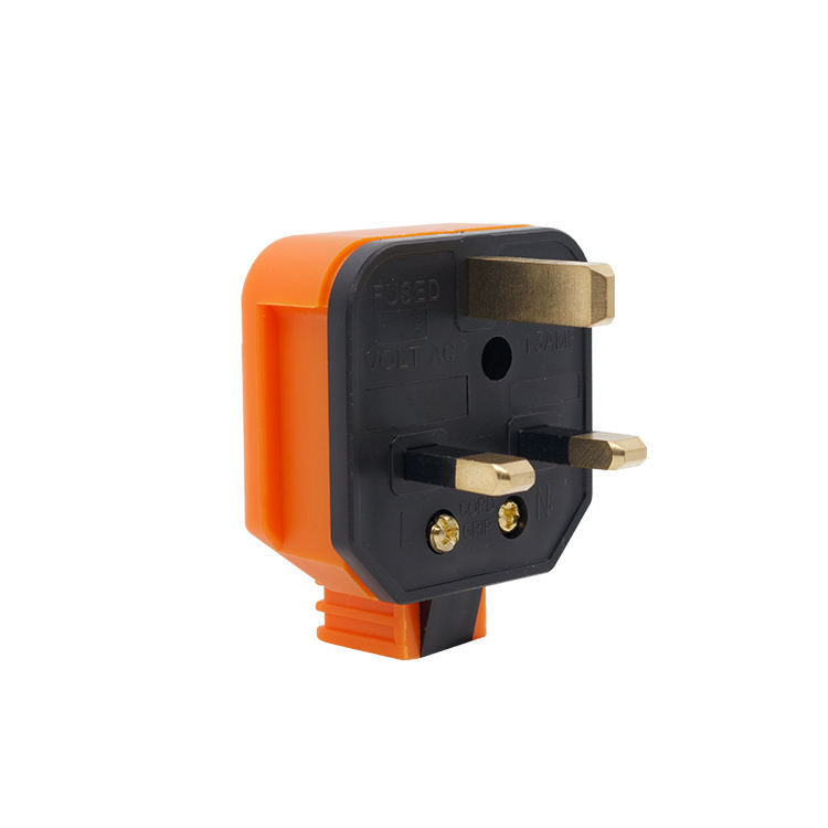 PMG UK 13A 3 Pin Fused Grounding Plug Charger Electronics Power ...