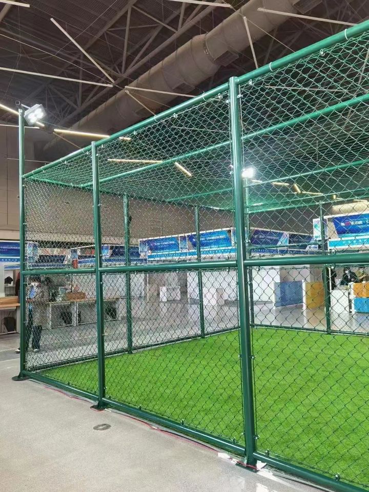Galvanized Chain Link Fence Diamond Wire Mesh Easily Assembled Home ...