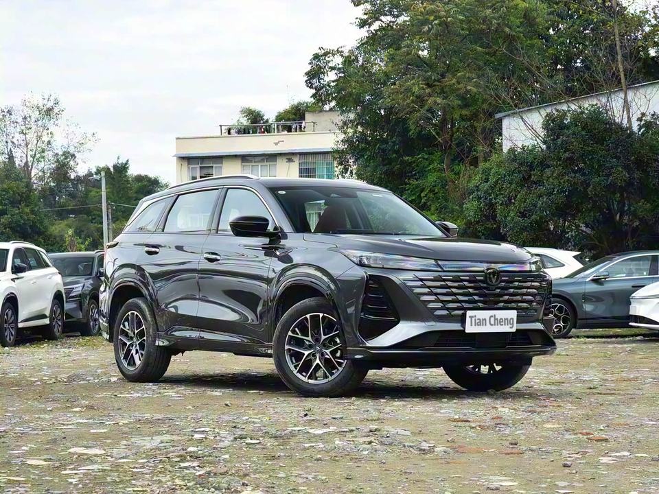 Changan CS75 Plus 2024 1.5T 192HP Gas SUV Panoramic Sunroof Automatic ...