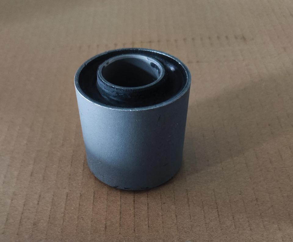 SINOTRUK HOWO Truck Parts Rubber Flip Bushing AZ1642430061| Alibaba.com