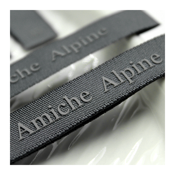 Custom 3D Clothing Woven Labels - Luxury & Versatility