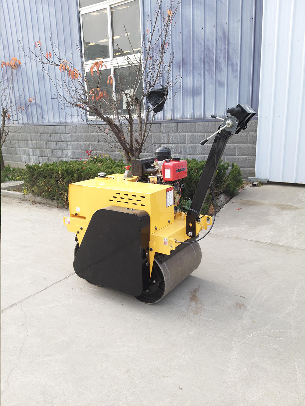 China High Quality Road Roller Vibratory Compactor Battery Products ...