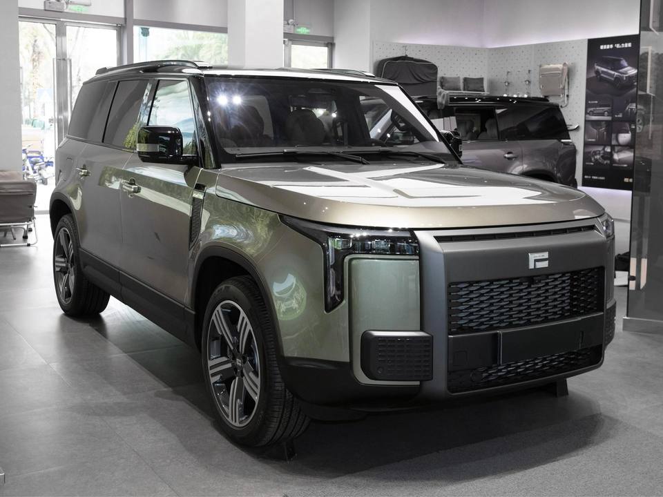 2025 Rox 01 Hybrid Electric Vehicle - Long Range 1338 Km