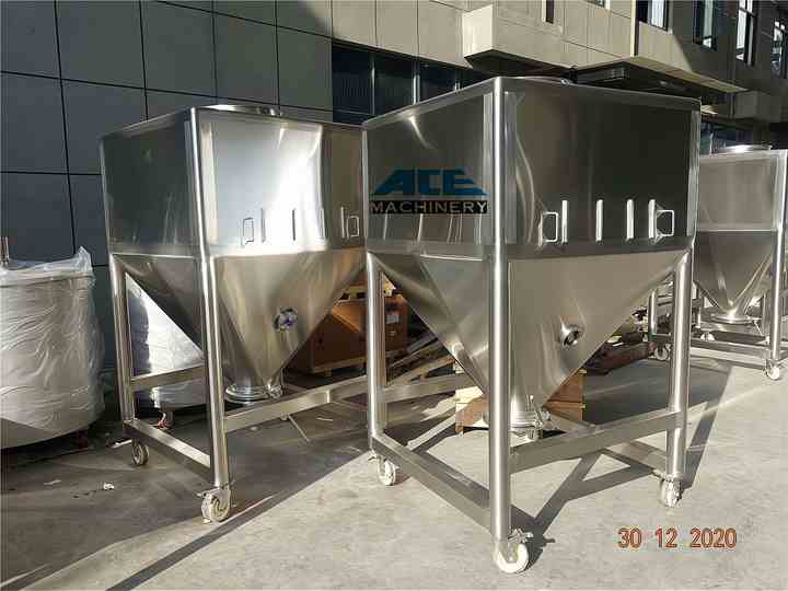 1000 Liter IBC Tank - Efficient Powder Storage Solution