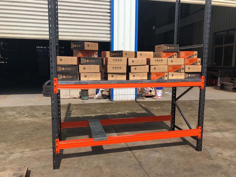 Space Saving Heavy Duty Beam Warehouse Pallet Racking System