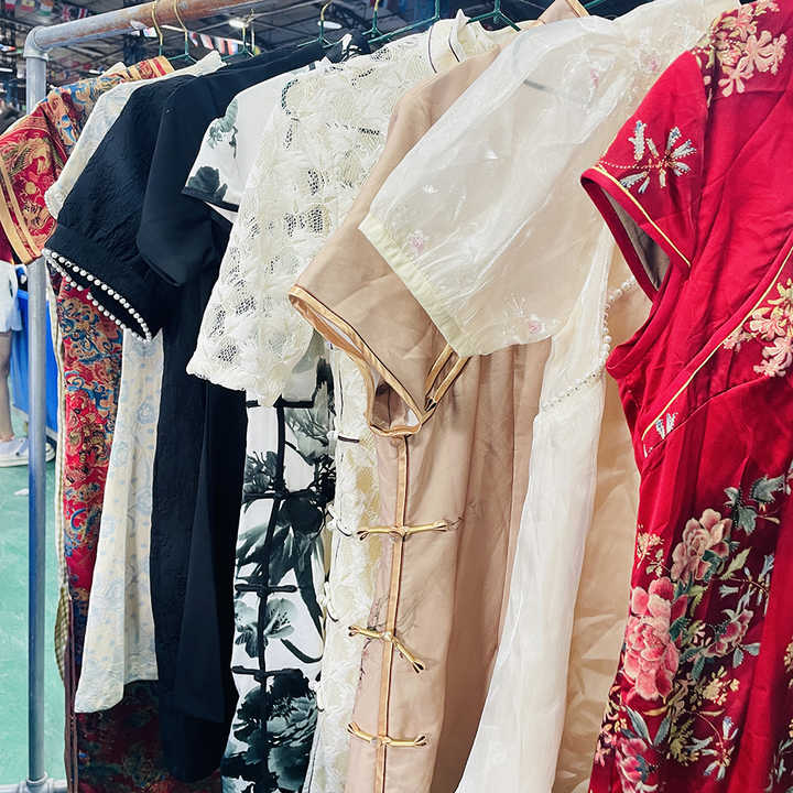 Wholesale Used Qipao Chinese Traditional Dress Second Hand Silk Satin ...