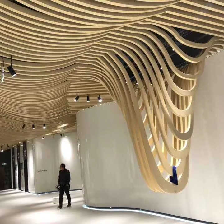 Aluminum Curved Wood Grain Aluminum Profile Tube Arc Strip Baffle ...