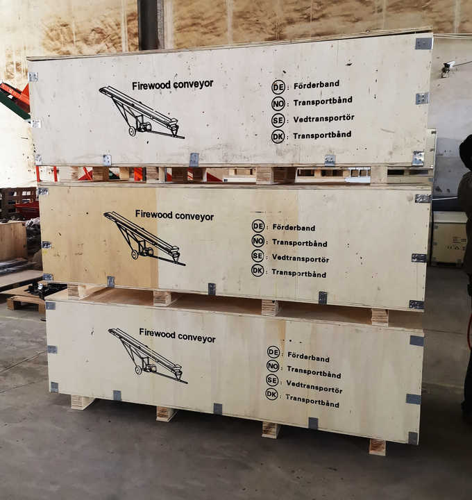 Engine-Powered SINOLINK Wood Processor with Conveyor Belt for Efficient ...